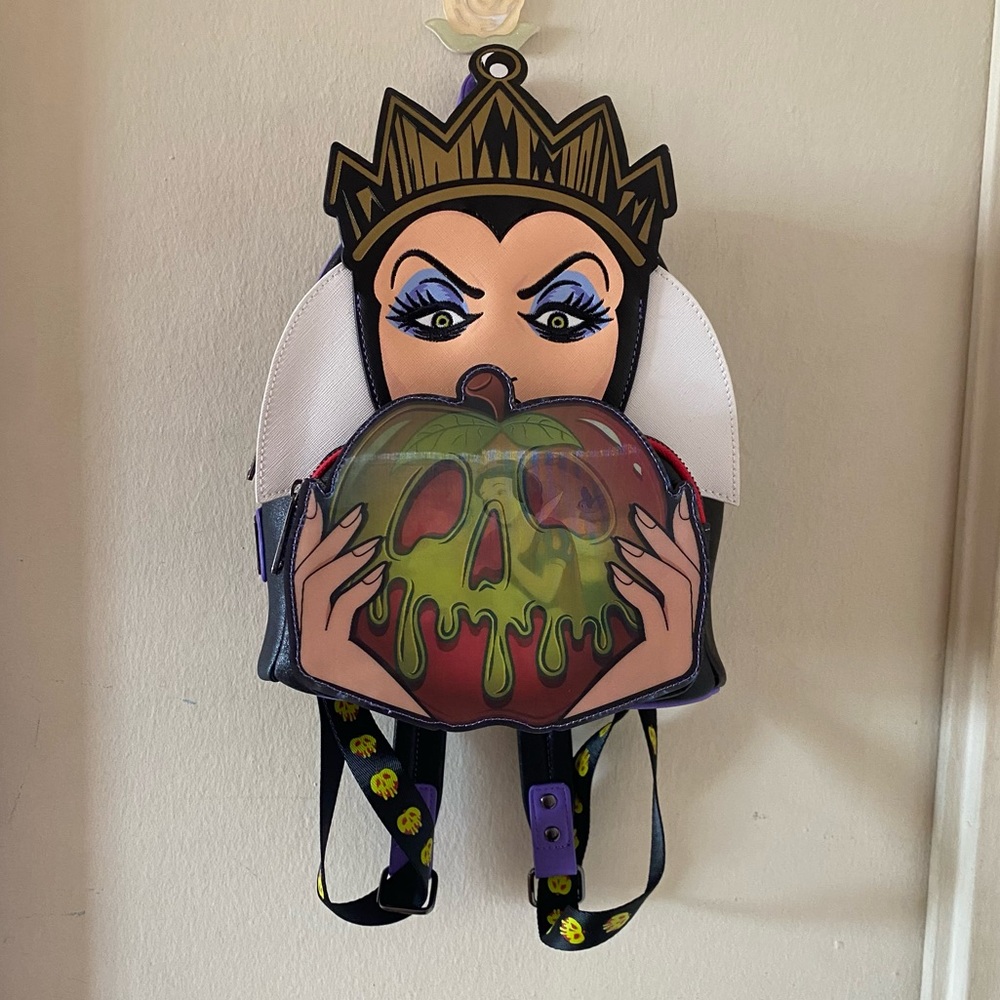 Loungefly Disney Villains Snow White Evil Queen Poiso… - Gem